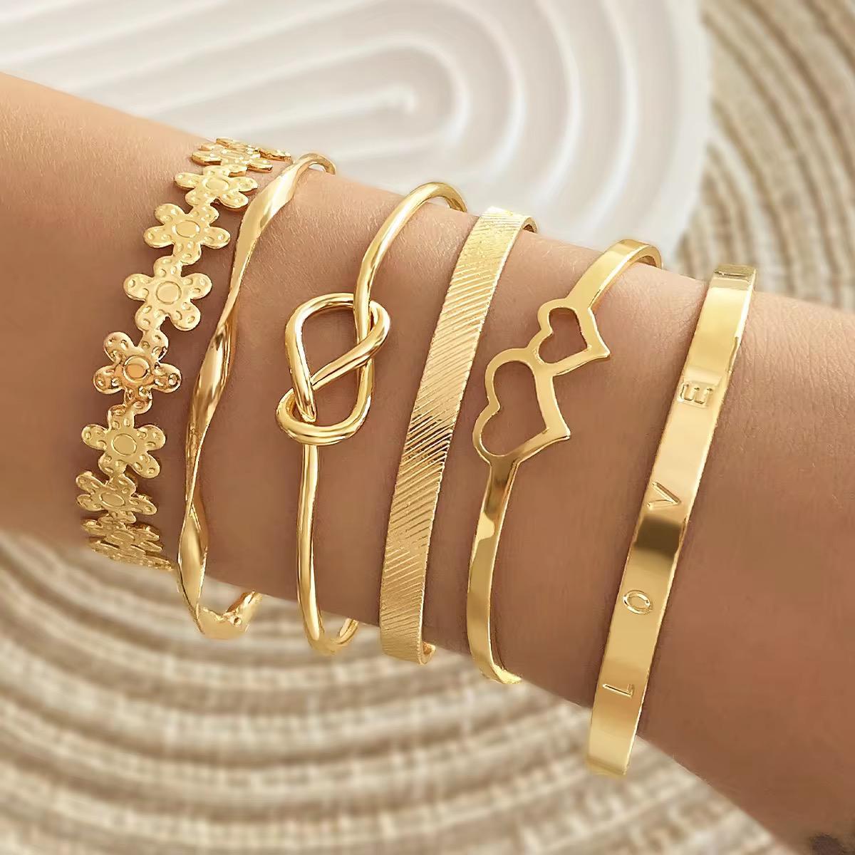 Womens Bracelets – Trendy Styles | Rizz Accessories
